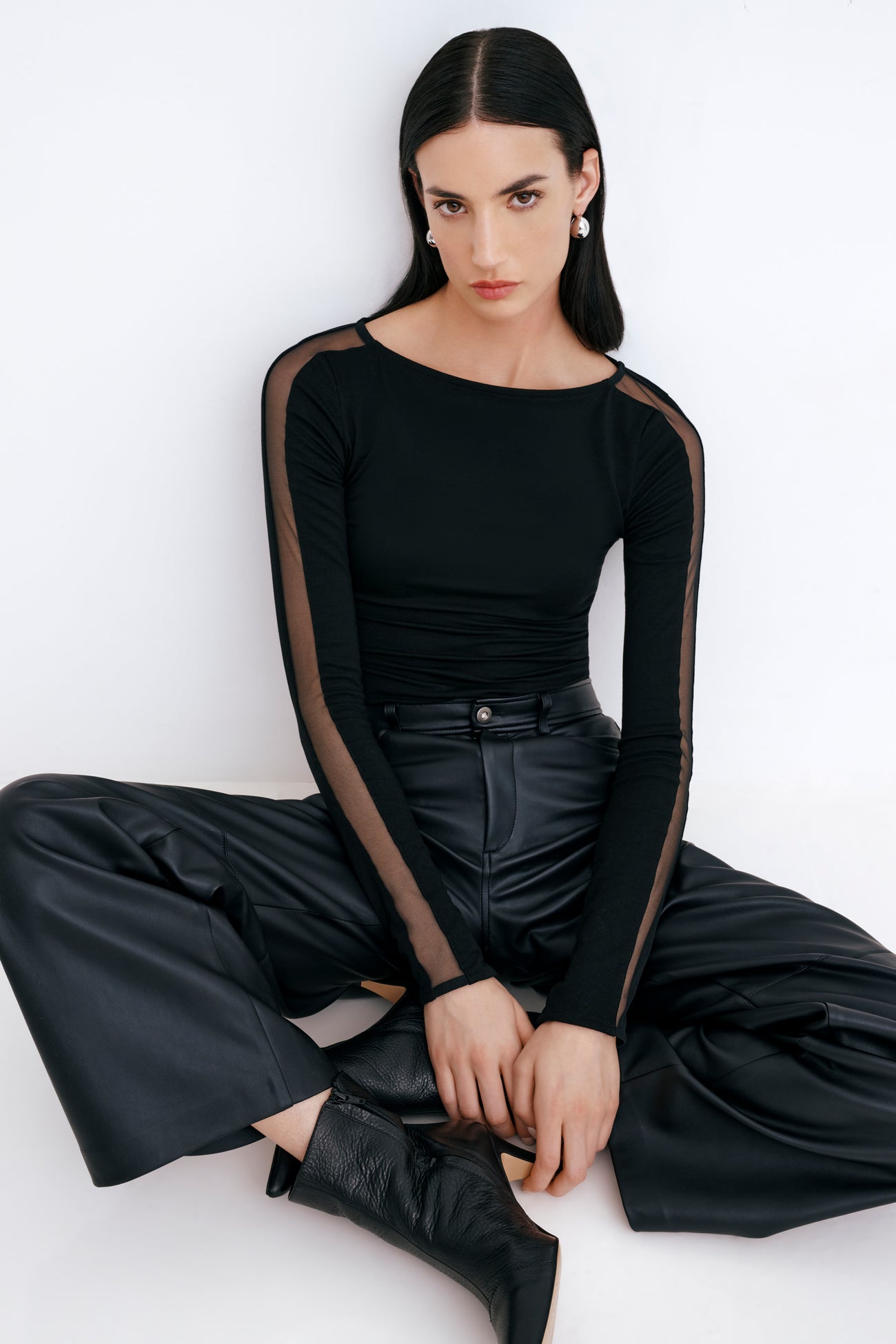 Clean Boatneck Black Silhouette Top - Illa Top | Marcella